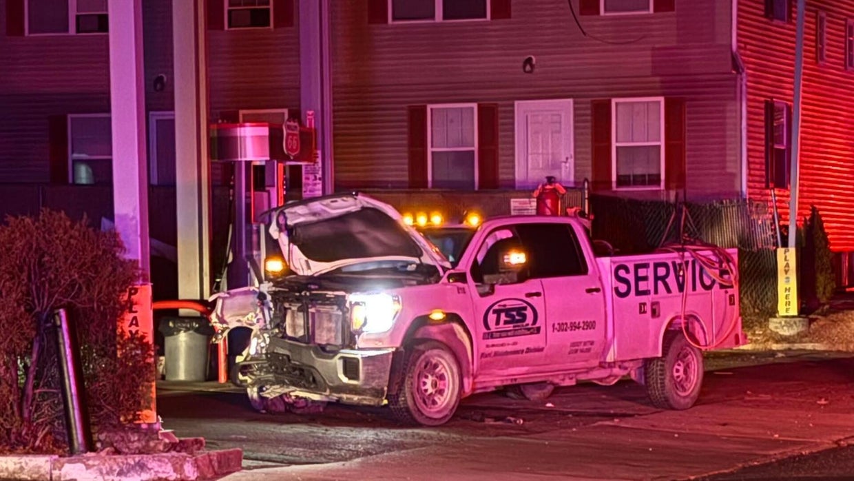 Crash on Chester Pike leads to power outages in Delaware County ...