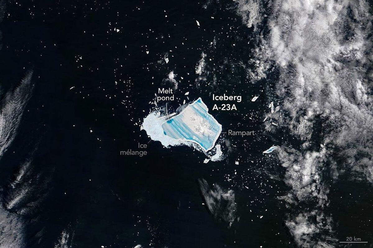 Massive iconic iceberg turns blue and is "on the verge of complete ...