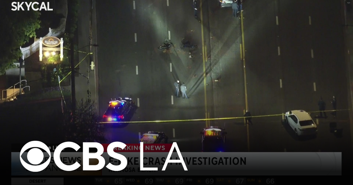 Man riding e-bike injured in crash on Pacific Coast Highway in Hermosa Beach - CBS Los Angeles