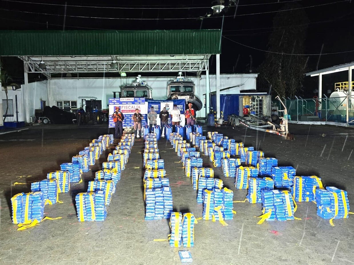 2 tons of cocaine seized after speedboat chased down in Pacific Ocean ...