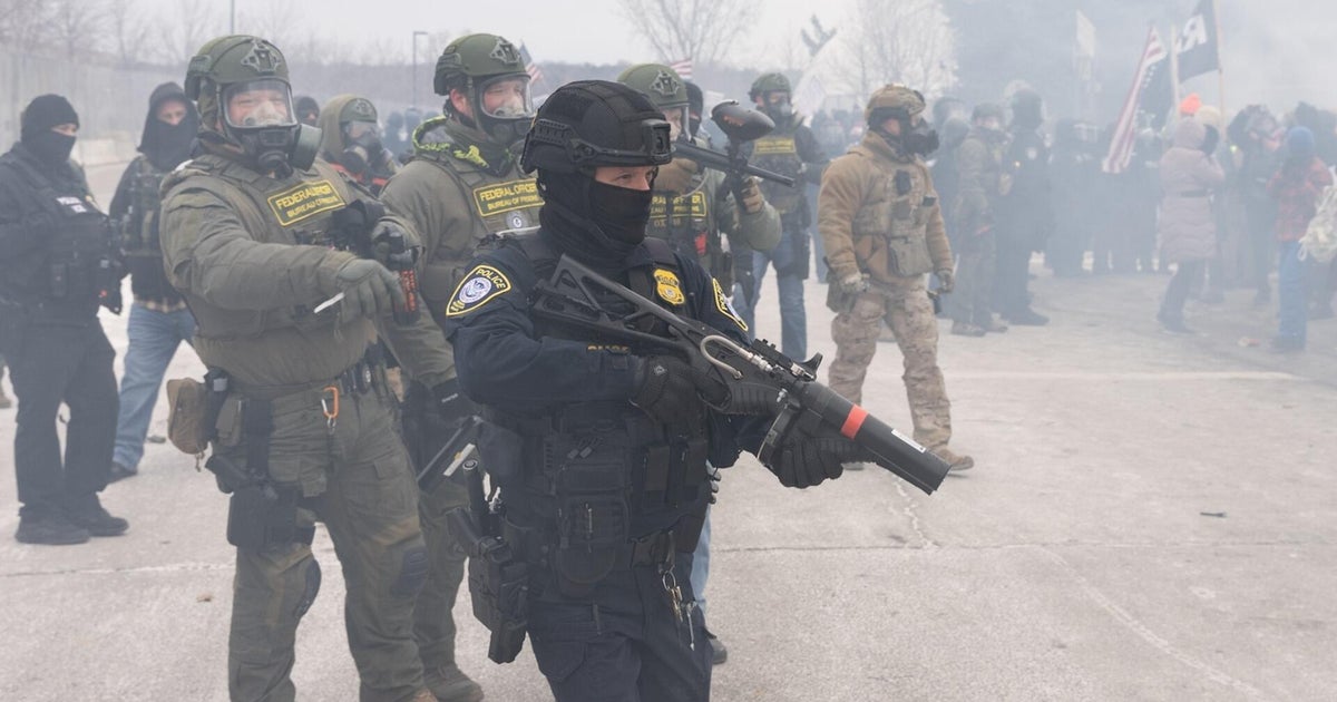 Minneapolis nears boiling point as more details emerge about Renee Good ...