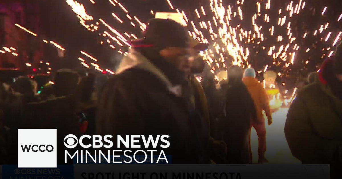 Anti-ICE protests continue at Whipple federal building in Minneapolis ...