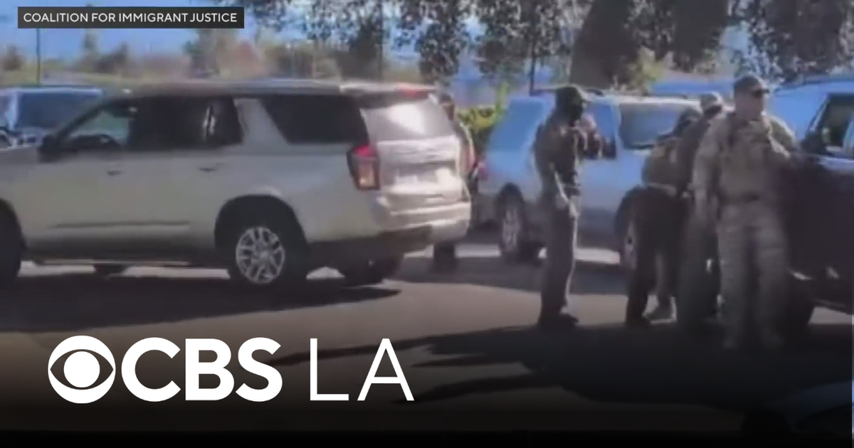 Immigration agents carry out operations in San Bernardino - CBS Los Angeles