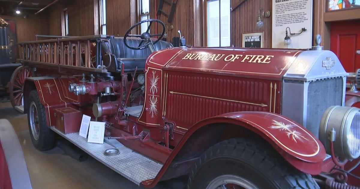 Philadelphia celebrates America's first volunteer fire company in "52 ...