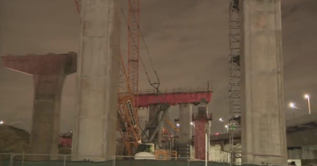 6 workers hospitalized after construction accident at I-395 bridge ...