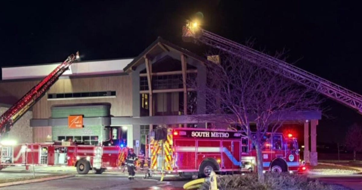 Fire crews put out fire at restaurant near Park Meadows Mall - CBS Colorado