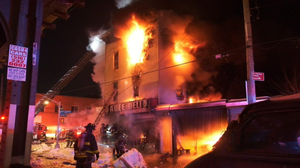 Two large, separate fires burn through Bronx home, deli - CBS New York