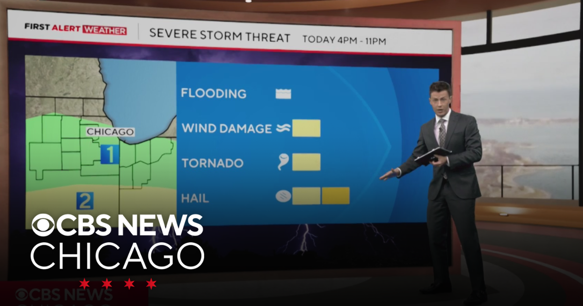 Severe storm threat moving into Chicago area - CBS Chicago
