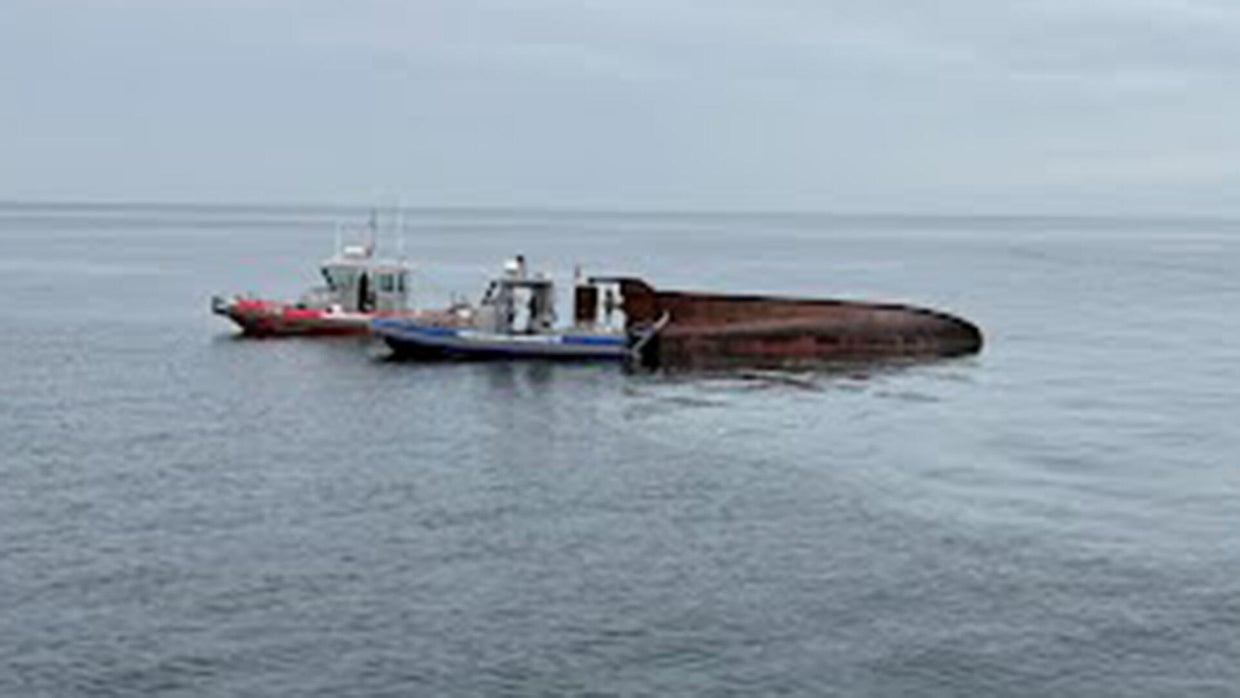 Crewmember missing after fishing boat capsizes off Cape Cod - CBS Boston