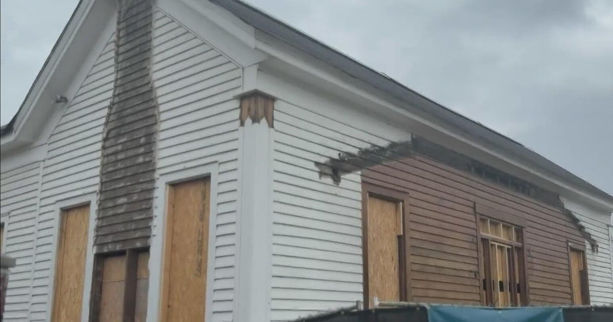 Saved from the wrecking ball: Acworth's iconic McCray House gets new ...