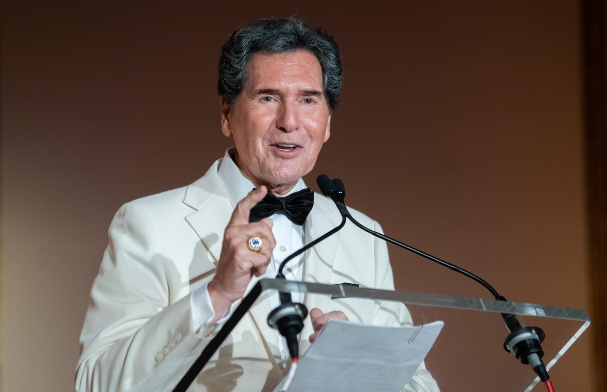 NYC TV news legend Ernie Anastos' wake in New Rochelle draws hundreds ...