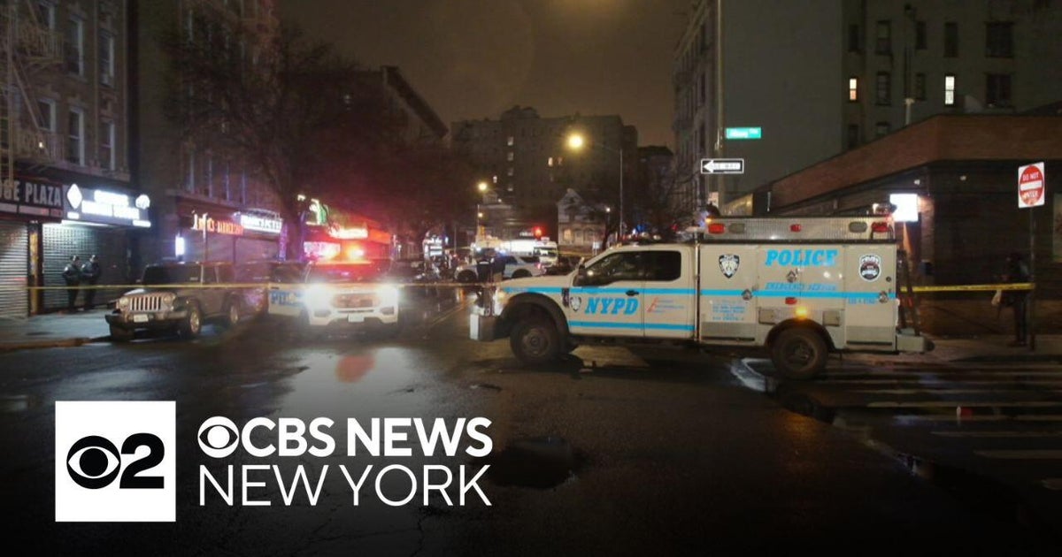 Off-duty NYPD detective shot man in head in the Bronx, sources say ...