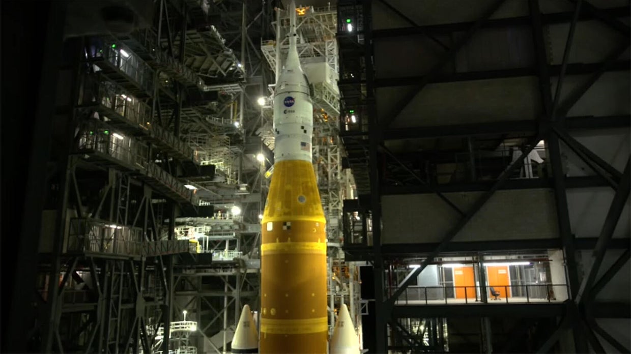 Repaired Artemis II moon rocket heads back to pad for April 1 launch ...