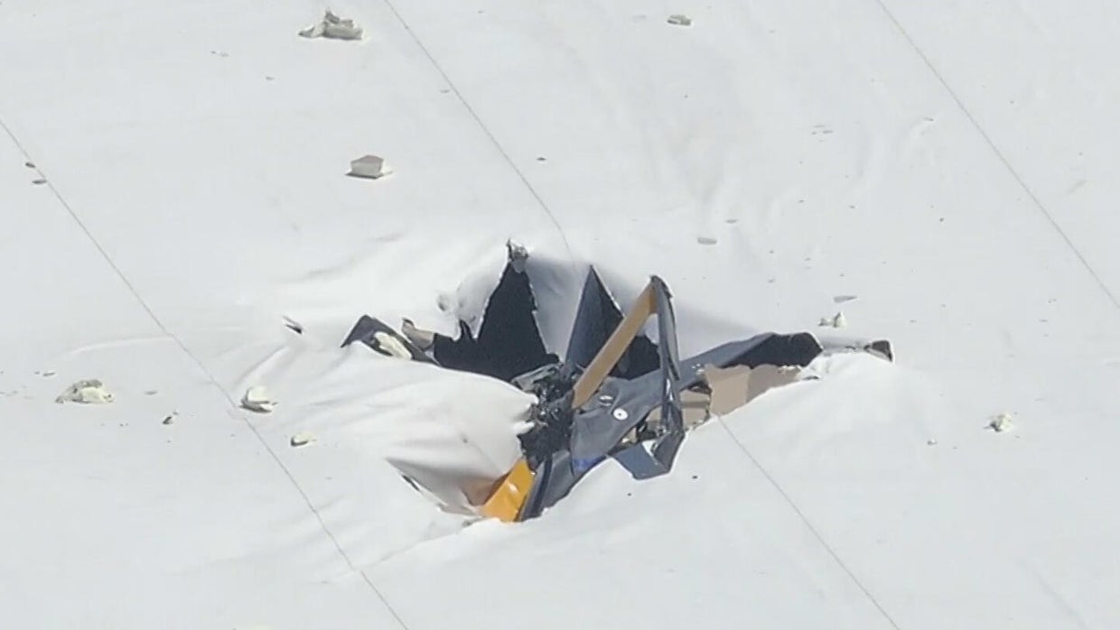 2 killed when helicopter crashes into Boynton Beach warehouse roof, FAA ...