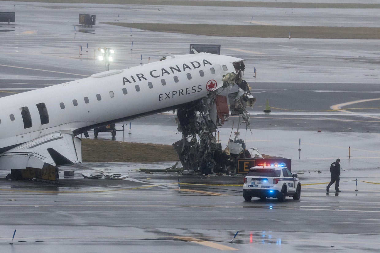 2 pilots killed as plane and fire-rescue truck collide at New York's ...