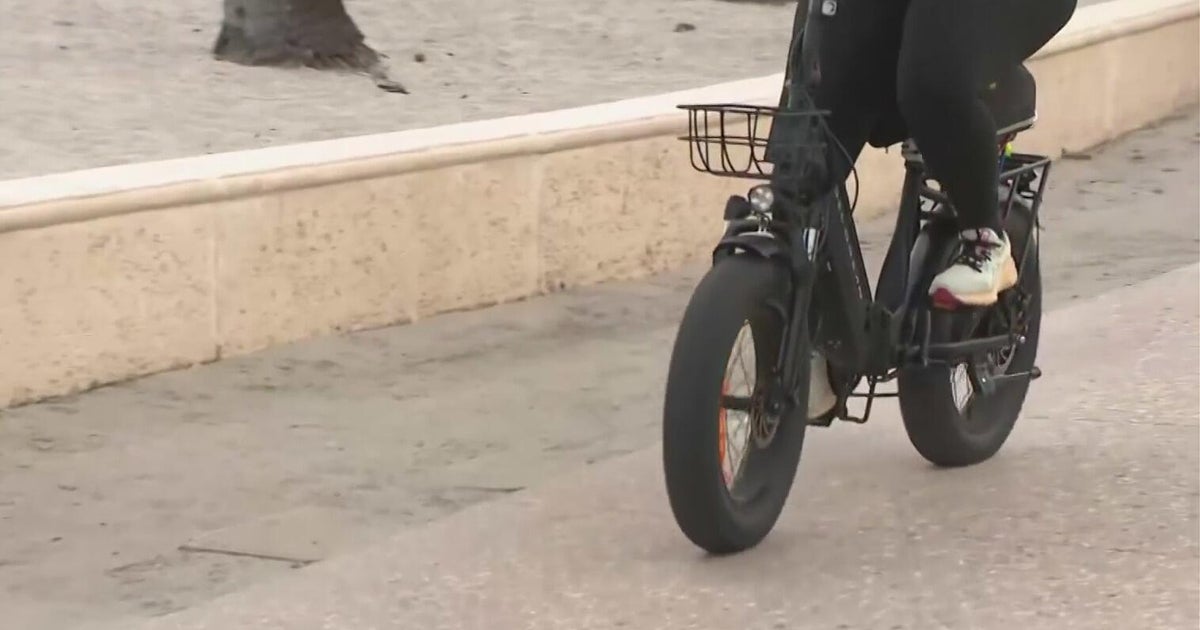 Fort Lauderdale moves to regulate e-bikes and scooters after ...