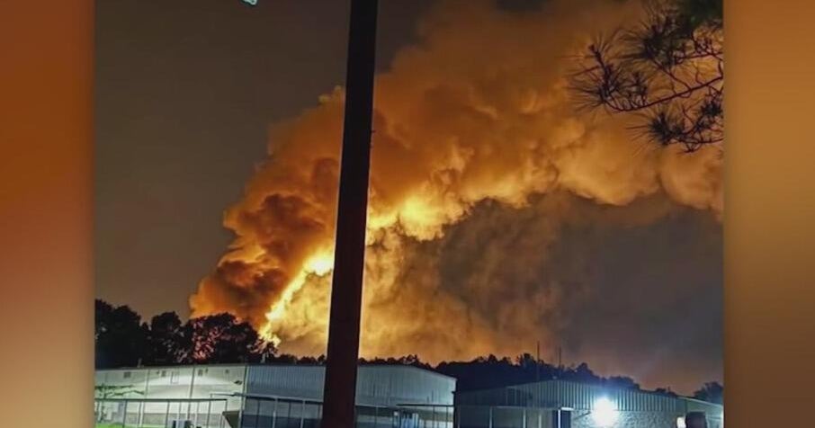 East Texas oil well explosion triggers evacuations and road closures ...