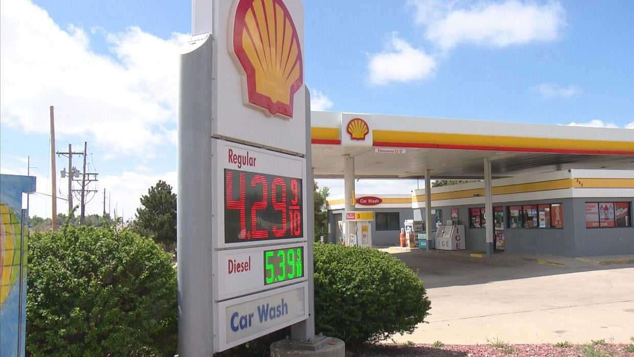 Gas prices in Colorado up $1 from a year ago - CBS Colorado