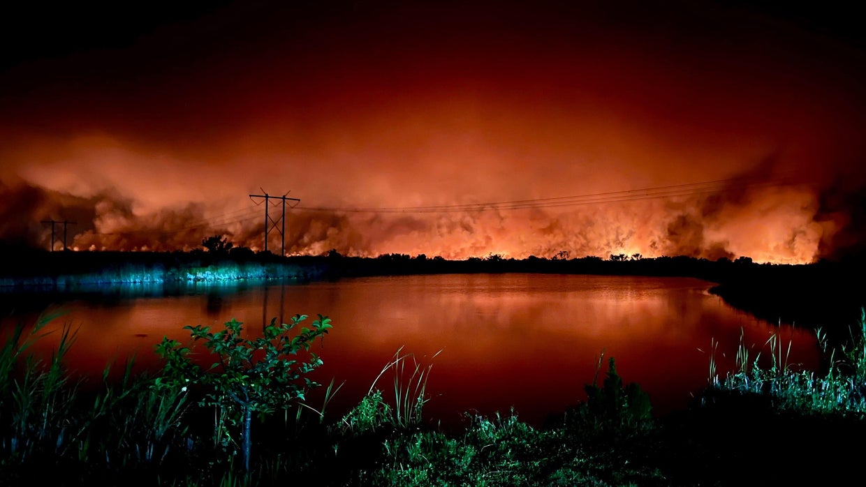 Rain in Broward helps crews fight Max Road Fire in the Everglades as it ...