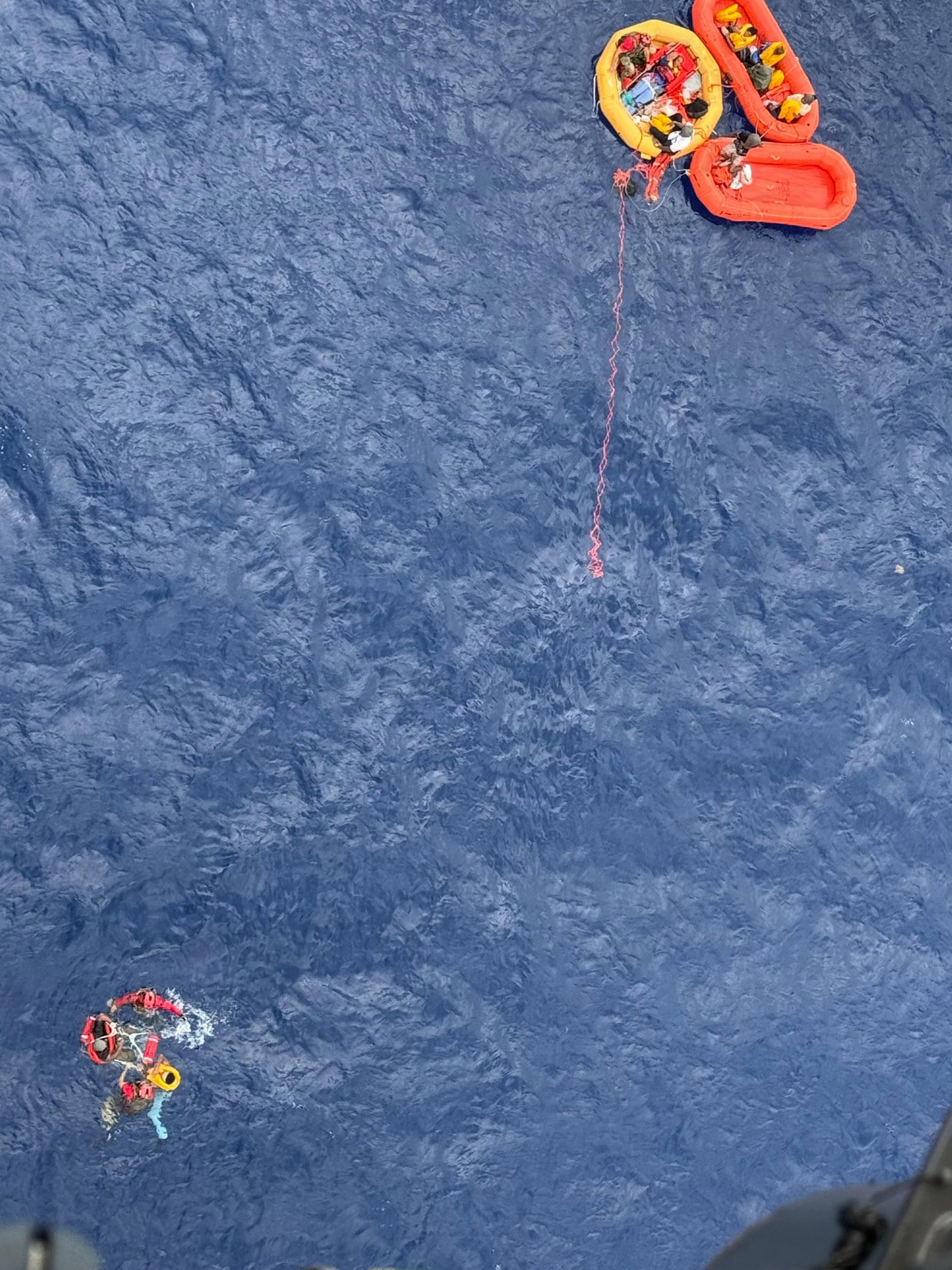 Survivors of plane crash off Florida coast were on raft for hours ...