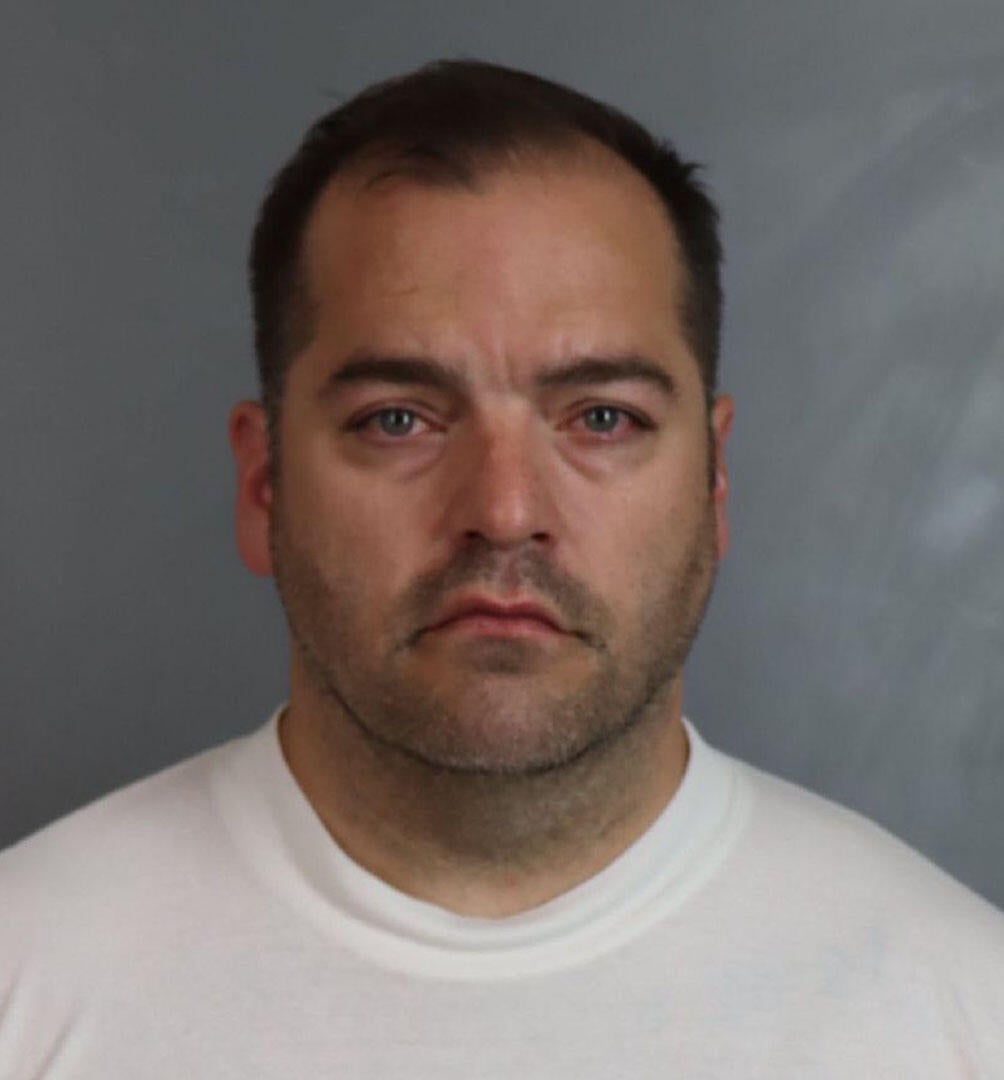 Former Lakewood police agent arrested in Denver metro area, accused of ...