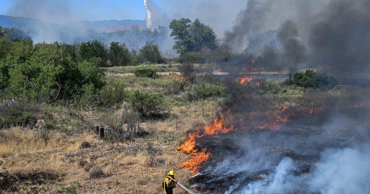 Bain Fire in Riverside County 34% contained, grows to more than 1,400 ...