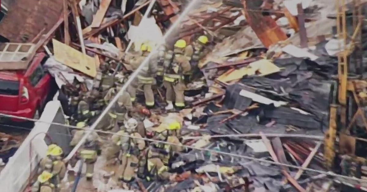 Dallas Assistant Fire Chief: 4 hurt, unknown fatalities after apartment ...