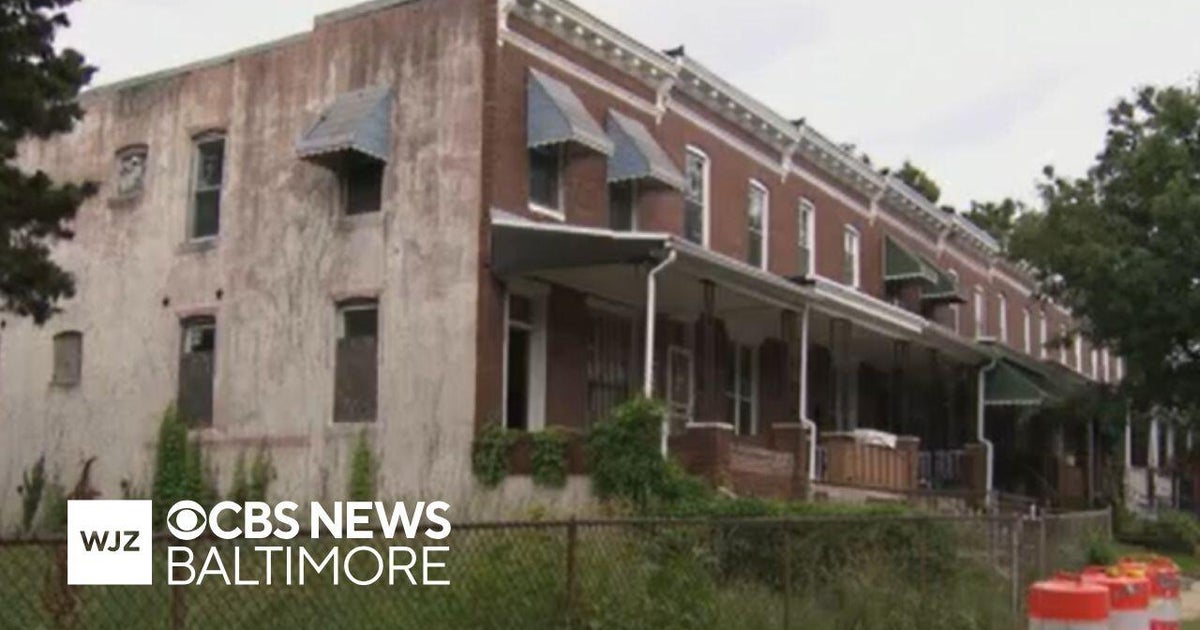 Residents in SW Baltimore voice concerns about vacant property - CBS ...