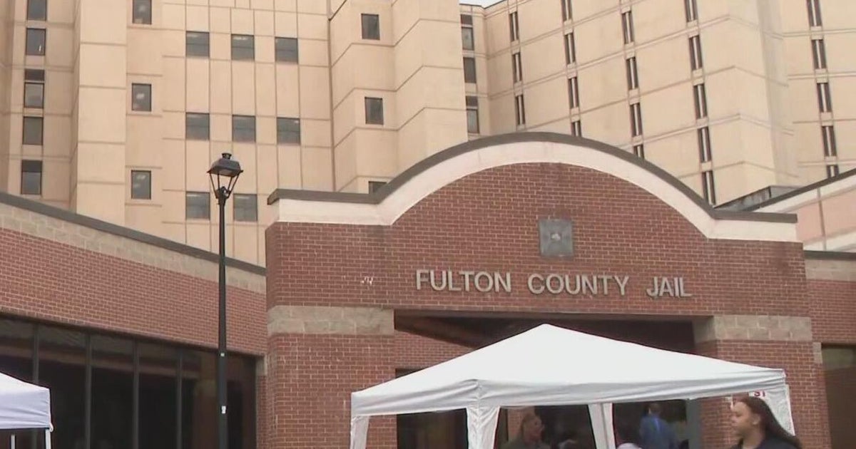 Father's Day Freedom Initiative kicks off at Fulton County jail - CBS ...