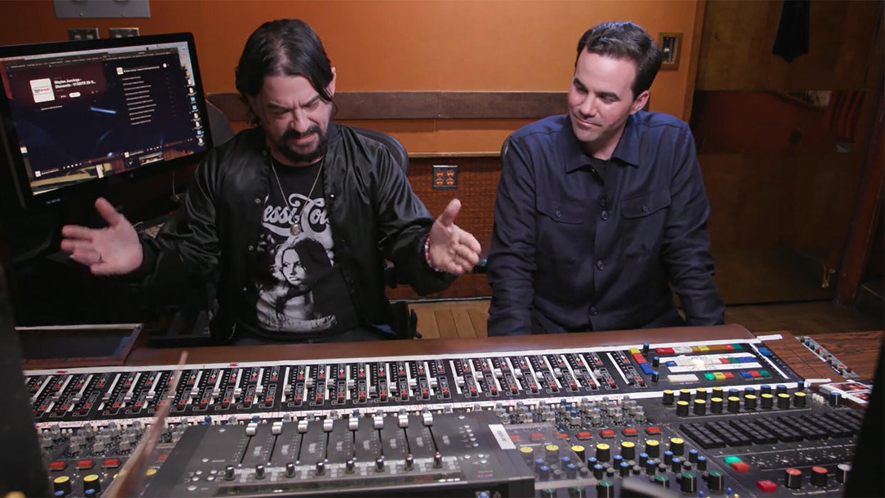 Waylon Jennings’ son Shooter on rescuing his dad’s music | WGHN