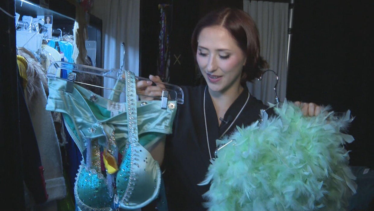 Glitz and glamor take the stage in Monty Python's "Spamalot" at the ...